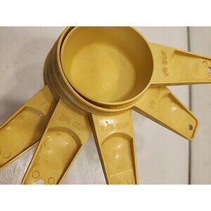 Tupperware | Kitchen | Tupperware Vintage Mustard Yellow Retro 7s ...